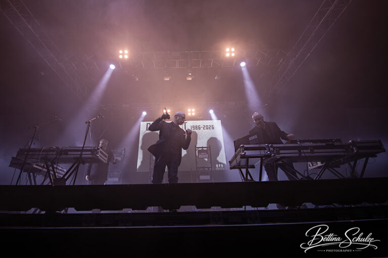 Covenant - Live - WGT 2026 - Black-Generation